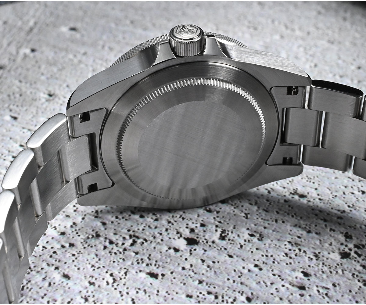 San Martin Titanium 39mm Dive Watch SN0121T-GA – WatchZest